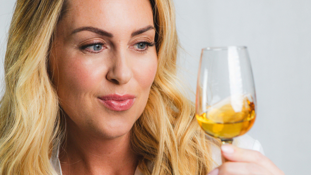 Cocktail Carmen | Cocktail & Spirits Expert Carmen O'Neal